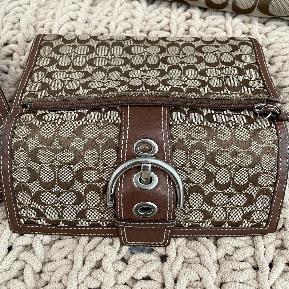 Authentic Coach Trifold Buckle Checkbook Wallet - Gem